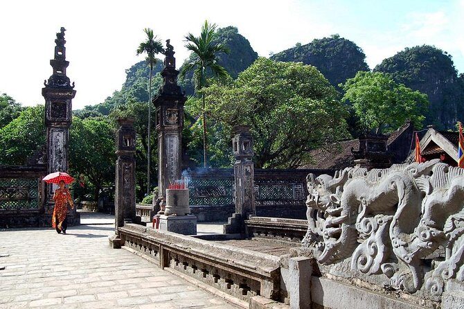 Small-Group Day Tour: Tam Coc Boat Ride, Visit Hoa Lu & Mua Cave - FAQ
