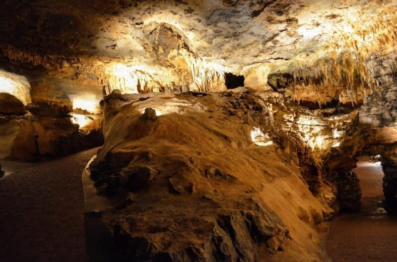 Small-Group DC Day Trip to Shenandoah Park&Luray Cavern - FAQs