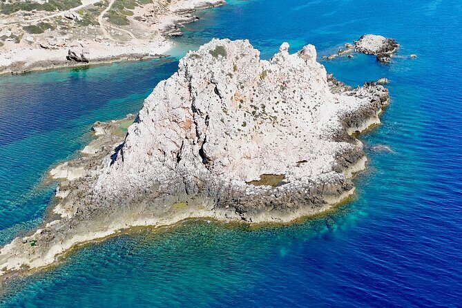 Small Group Dinghy Tour Favignana and Levanzo from Trapani - FAQs