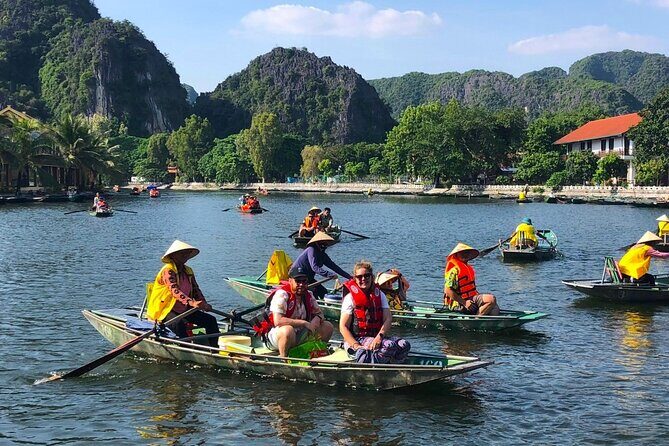 Small Group Discover Hoa Lu, Tam Coc, Mua Caves with Local House - The Itinerary Breakdown: What You Can Expect