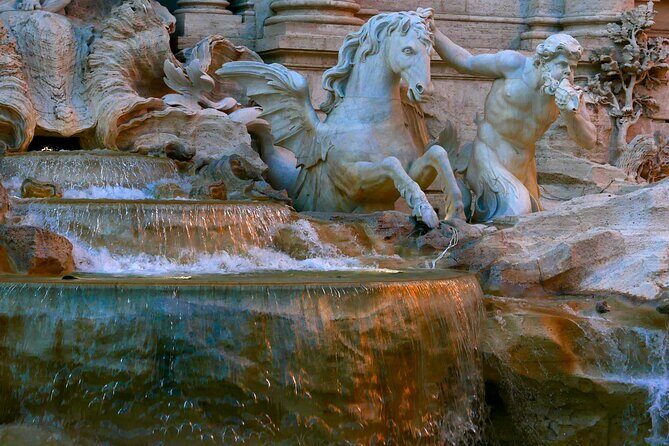 Small-Group Express Tour of Trevi Fountain with Undergrounds - Key Points