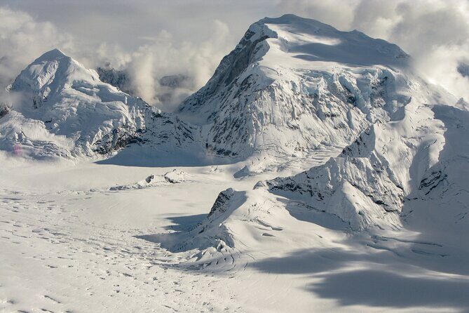 Small-Group Flight Denali National Park Tour with Guided Hike - Key Points