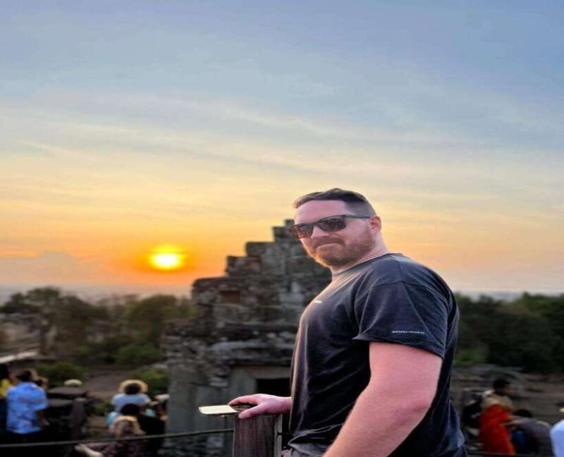 Small-Group Full Day Angkor wat Guide tour with Sun set - Final Thoughts: Is This Tour Right for You?