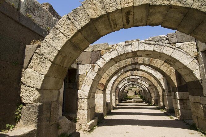 Small-Group Full Day Pergamum and Asklepion Tour from Izmir - The Significance of Asklepion: The Medical Center of the Ancient World