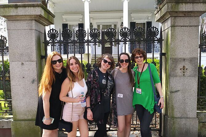 Small-Group Glamorous Garden District Tour - Small Group Benefits