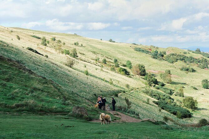 Small-Group Guided Hike of Arthur's Seat and Holyrood Park - FAQ