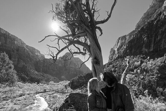 Small Group Guided Photography and Walking Tour of Zion - Convenience from Las Vegas to Zion