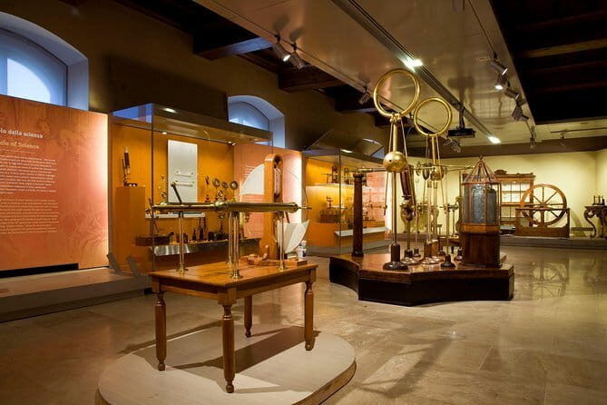 Small-group Guided tour of Galileo's Museum - Discovering Florence’s Galileo Museum: An In-depth Look