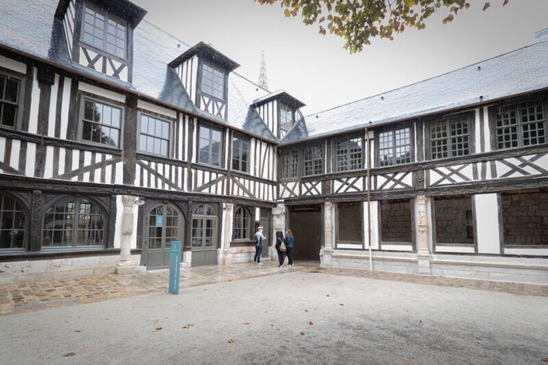 Small Group Guided Tour of the Secret History of Rouen - A Closer Look at the Tour Experience