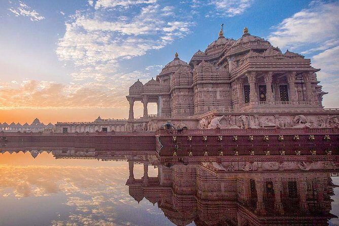 Small-Group Guided Tour to Akshardham Temple in New Delhi - Analyzing the Experience