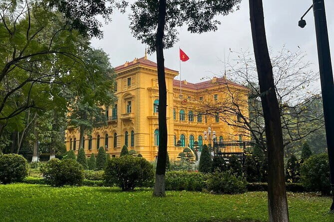 Small-group Hanoi Highlights Weekend Walking Tour - An Authentic Hanoi Introduction: What You Can Expect