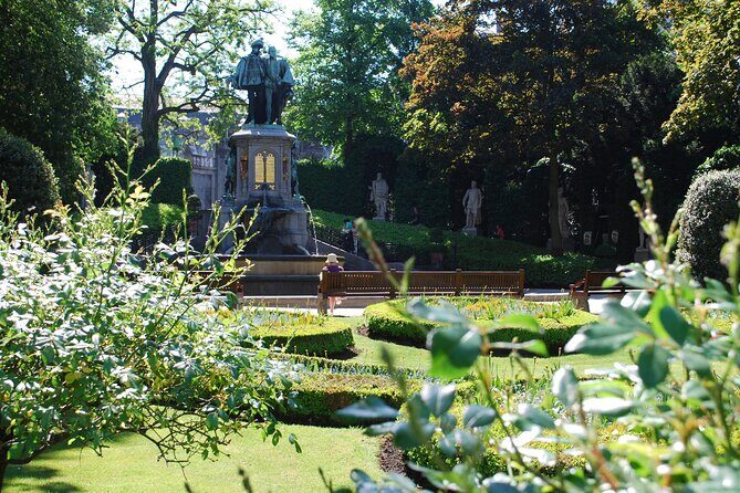 Small-Group Highlights of Brussels Bike Tour - FAQ