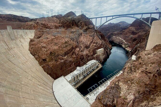 Small Group Hoover Dam: From Above, On Top and Below Tour - The Sum Up