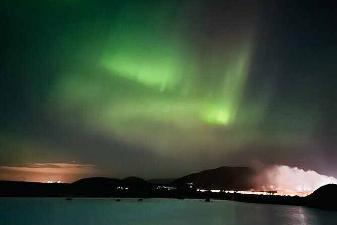 Small group Hunting for the Northern Lights in Reykjavík engrus - FAQ about the Tour