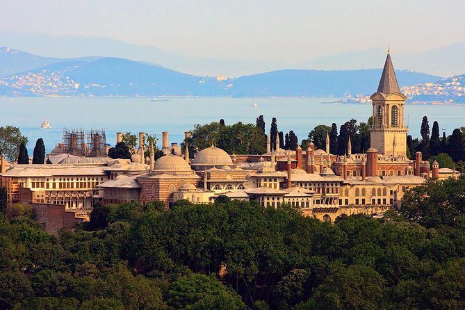 Small Group Istanbul Full-Day Shore Excursion: Hagia Sophia, Topkapi Palace, Blue Mosque, Hippodrome and Grand Bazaar - Practical Tips and Considerations