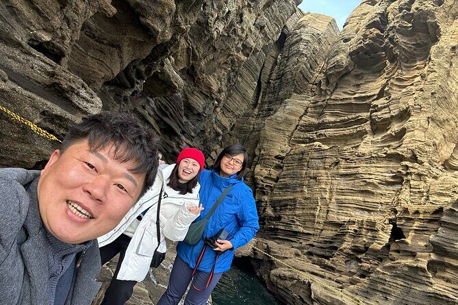Small group Jeju private Full-Day Tour of East and South and West - FAQ