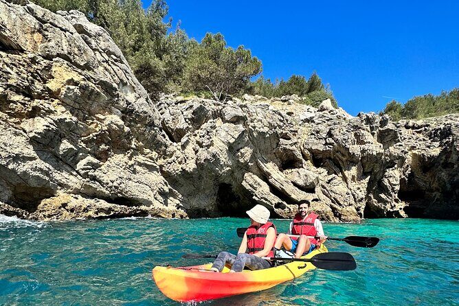 Small Group Kayak Tour along Sesimbra - Arrábida Natural Park - Highlights from Reviewers