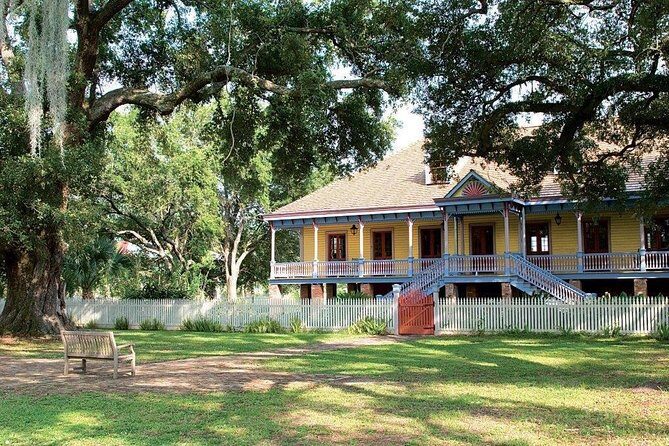 Small-Group Laura and Whitney Plantation Tour from New Orleans - Key Points