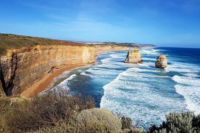 Small Group Luxe Bus Great Ocean Road Coastal Spectacular Tour - Key Points