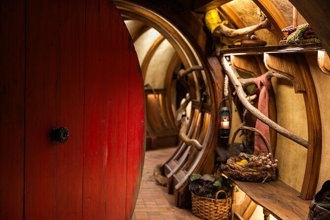Small Group Luxury Hobbiton Tour incl. Lunch From Auckland - Introduction: A Taste of Middle-earth with a Luxurious Twist