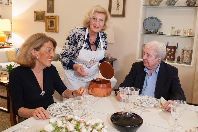 Small Group Market tour&Dining Experience at Cesarina's home in Vietri sul Mare - An In-Depth Look at the Vietri sul Mare Foodie Tour