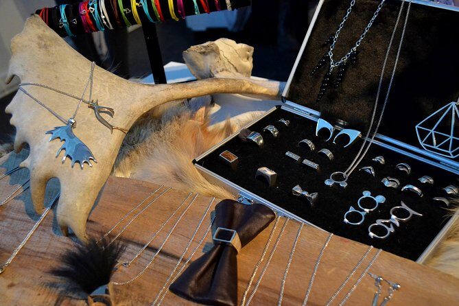 Small-Group Montreal Designers Shopping Tour with a Style Coach - Practical Considerations