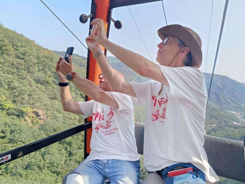 Small Group Mutianyu Great Wall Day Trip with Hotel Pickup - Key Points