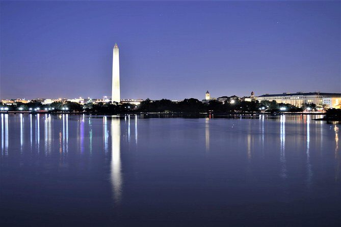 Small Group National Mall Night Tour with 10 Top Attractions - The Sum Up