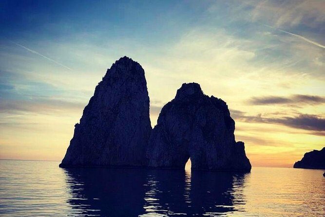 Small-group Positano Capri - An In-Depth Look at the Capri Sailing Experience
