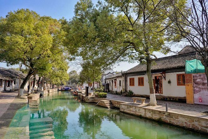 Small group: Private Full-day Tour of Tongli Water and Suzhou from Shanghai - An In-Depth Look at the Experience