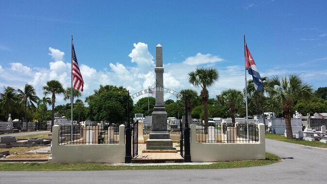 Small-group private Key West tour with expert guide - The Journey Begins: From Miami to the Florida Keys