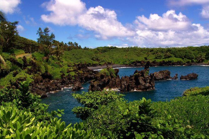 Small-Group Road to Hana Luxury Tour - FAQs