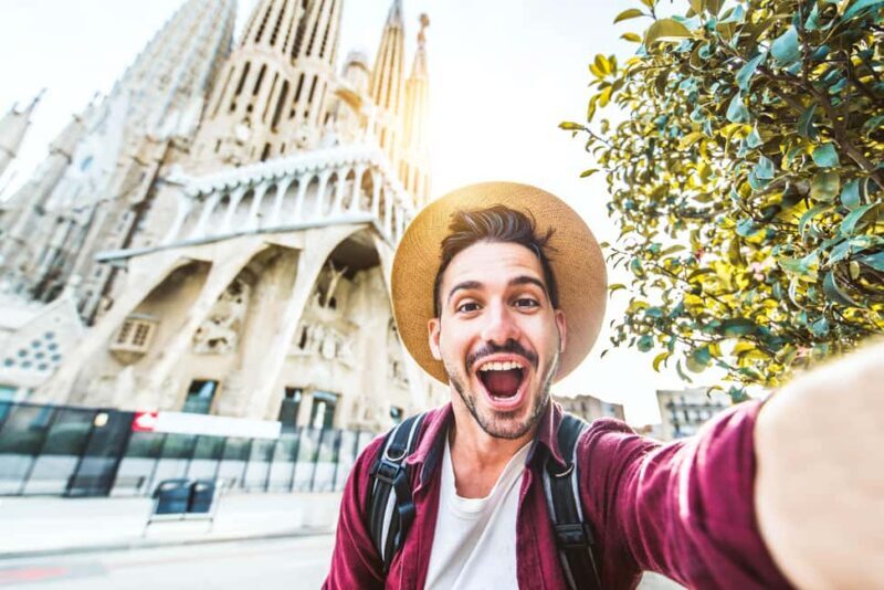 Small-Group Sagrada Familia Fully Guided Tour - Who Will Love This Tour?