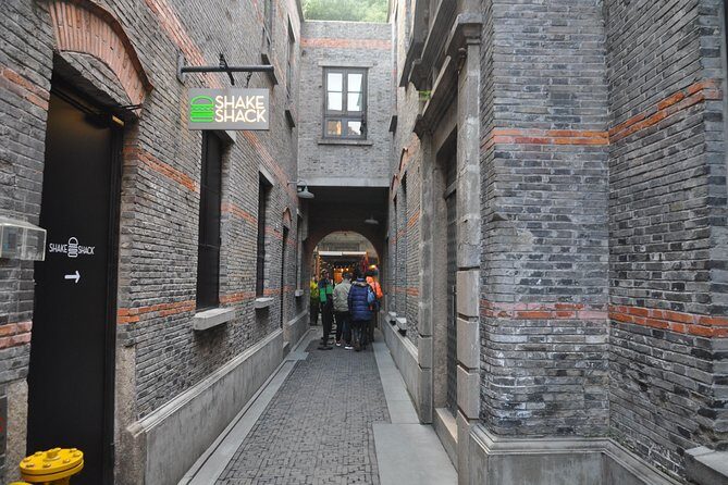 Small group: Shanghai Day Tour of Seeing the Old and New - FAQ