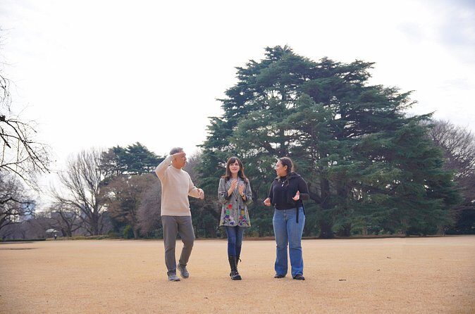Small Group Shinjuku Gyoen Walking Tour - Who Should Consider This Tour?