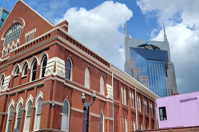 Small-Group Sightseeing Driving Tour of Nashville - FAQs
