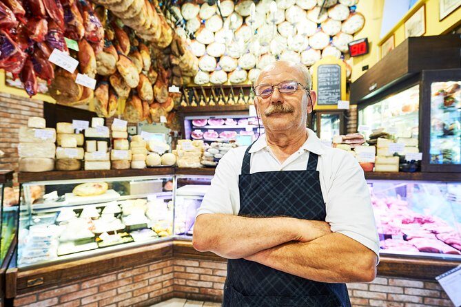 Small-group Street food tour in Siena - A Deeper Look at the Siena Street Food Tour