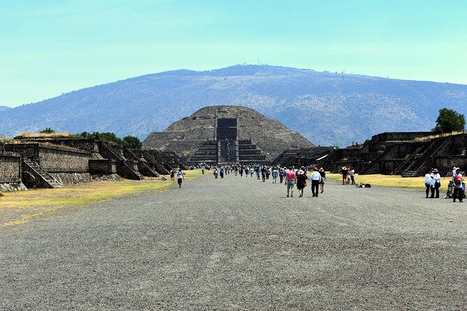 Small Group: Teotihuacan Pyramids and Shrine of Guadalupe with Lunch - Pricing and Value for Money