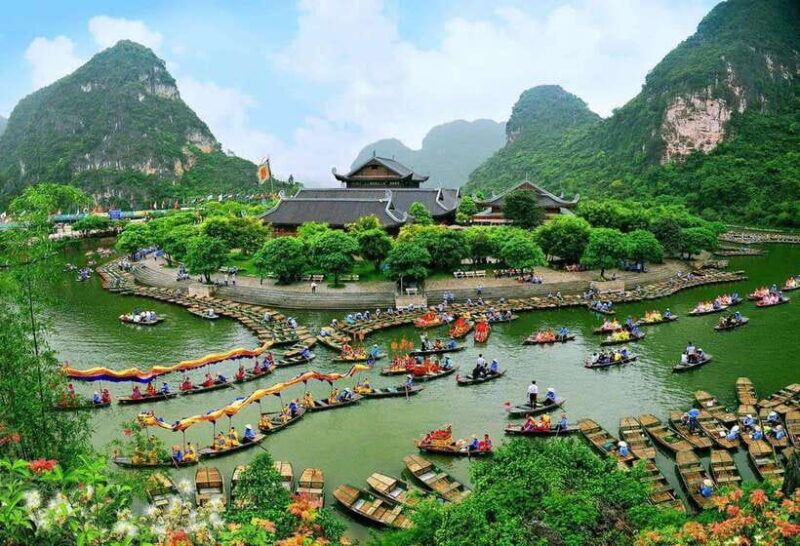 Small Group Tour 2D1N: From Hanoi to Ninh Binh, Trang An. - Key Points