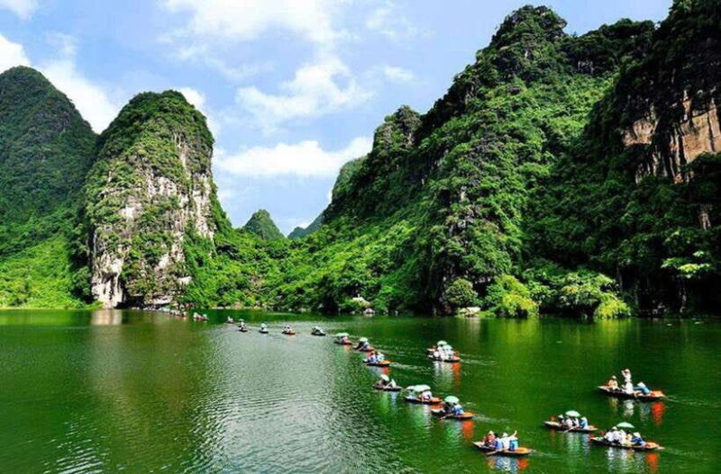 Small Group Tour 2D1N: From Hanoi to Ninh Binh, Trang An. - Who Is This Tour For?