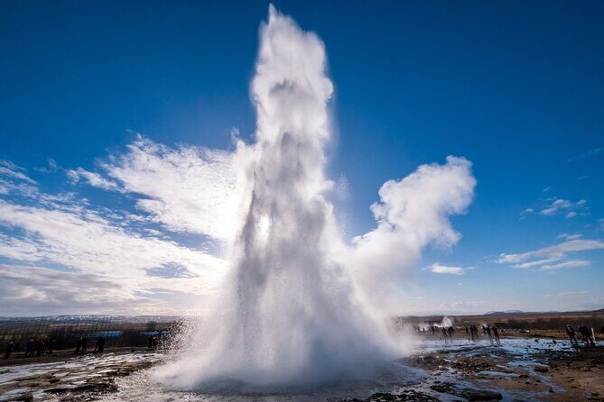 Small Group Tour: Golden Circle & Friðheimar Visit From Reykjavik - Key Points