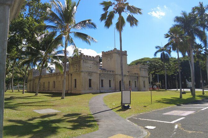Small Group Tour in Pearl Harbor and Downtown Honolulu - The Sum Up