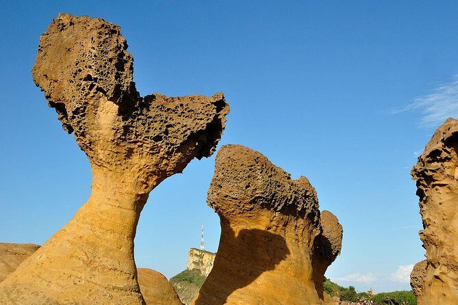 Small-Group Tour: Jiufen, Yehliu Geopark, and Shifen from Taipei - Who Will Love This Tour?