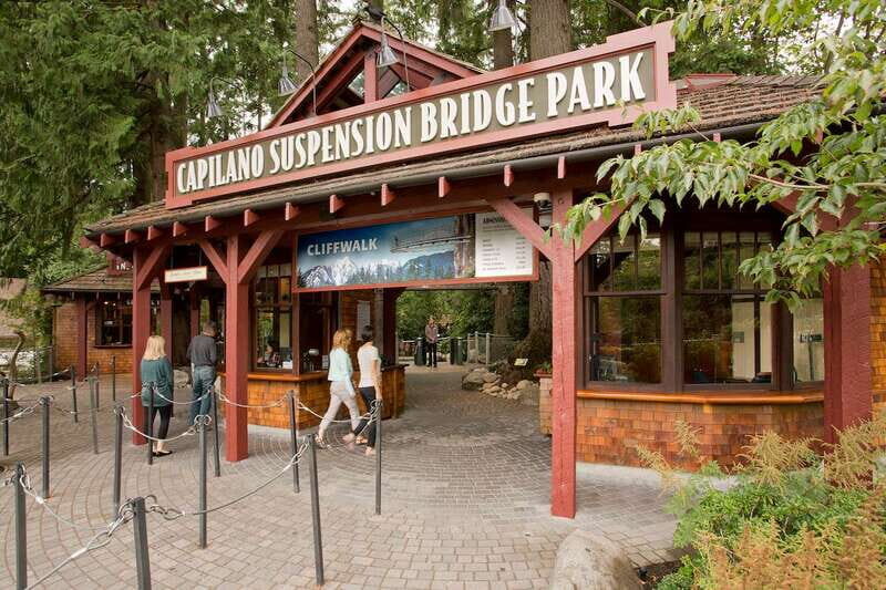 Small group tour of Capilano Bridge & Grouse Mountain - Why This Tour Is a Great Choice