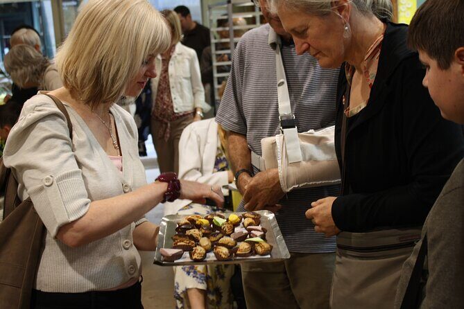 Small Group Tour - Paris Sweet Tooth Stroll - Why Consider the Paris Sweet Tooth Stroll?