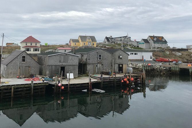 Small Group Tour - Peggy's Cove, Lunenburg, the Annapolis Valley - Pricing and Value