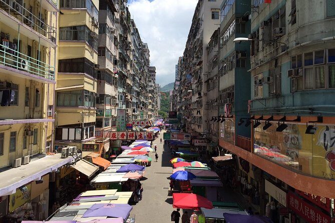 Small-Group Tour: Temples & Markets Discovering [PROMOTION] - Transportation and Group Size: Why It Matters