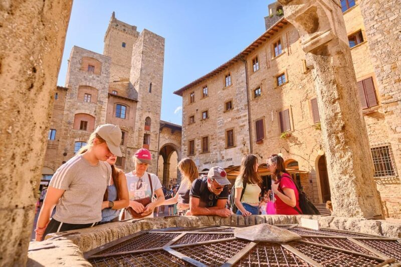 Small Group Tour to Siena & San Gimignano with Chianti Wine - Key Points