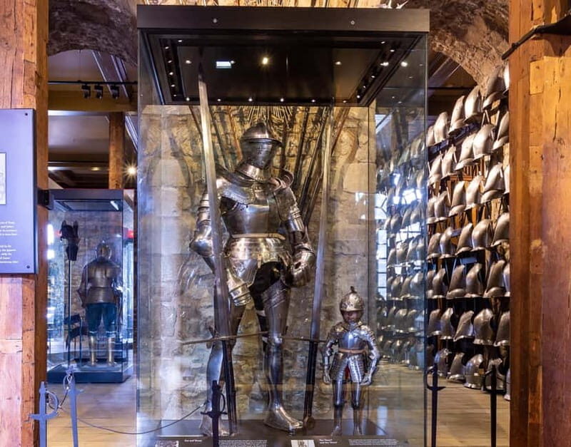 Small Group Tower of London, Crown Jewels & White Tower Tour - Key Points
