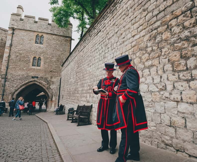 Small Group Tower of London, Crown Jewels & White Tower Tour - Who Will Love This Tour?